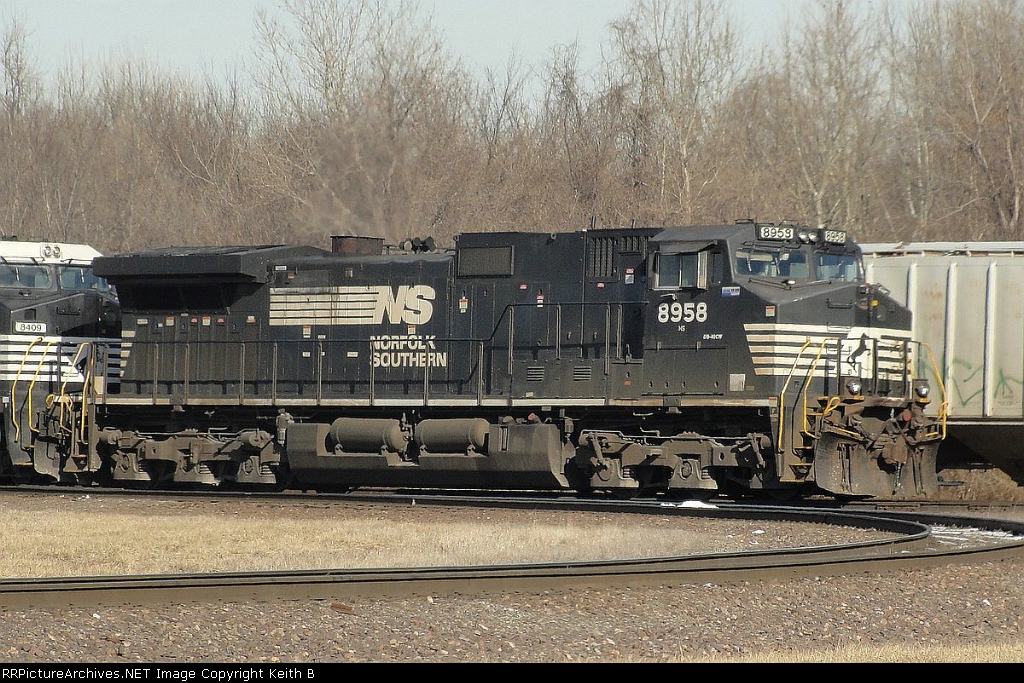 NS 8958